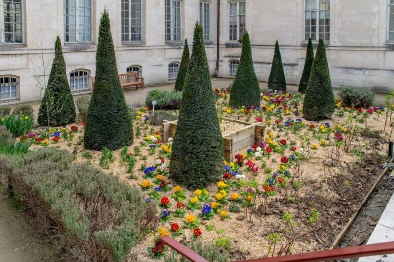 10 Best Hidden Gems in Paris to See with Three Days | Love and Paris