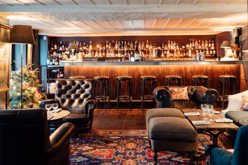 8 Super Cozy Bars and Restaurants in Paris you Have to Visit | Love and ...