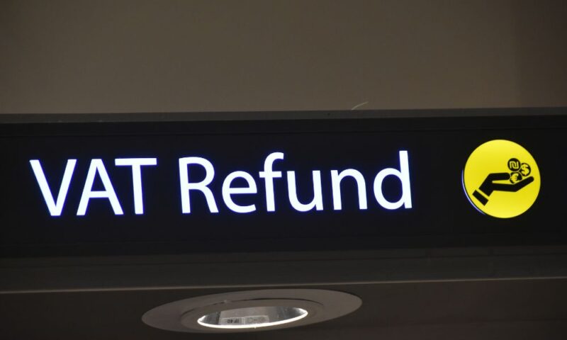 Complete Guide to VAT Refund Shopping in Paris | Love and Paris