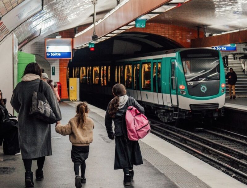 How to Get from your Paris Airport to the City Centre | Love and Paris