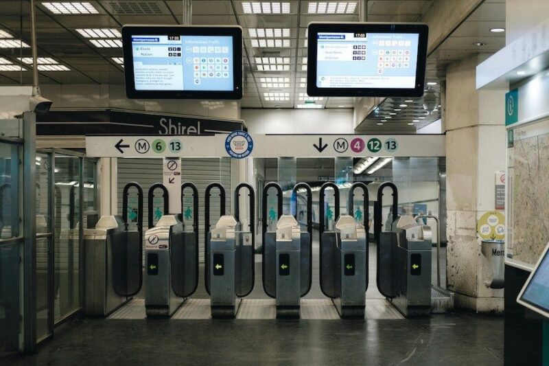 Important Things to Know Before Using Public Transport in Paris | Love ...